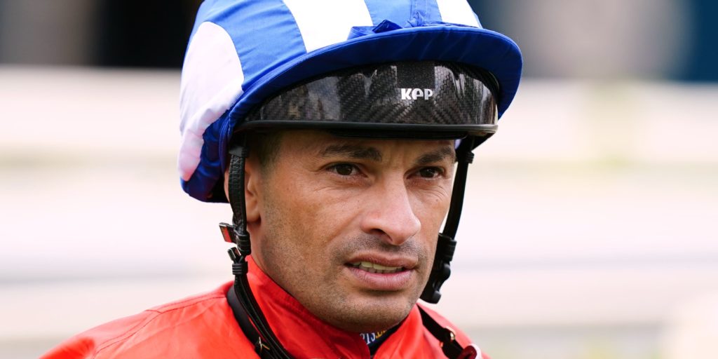 De Sousa signs off from Britain with winner on last ride | Racing365